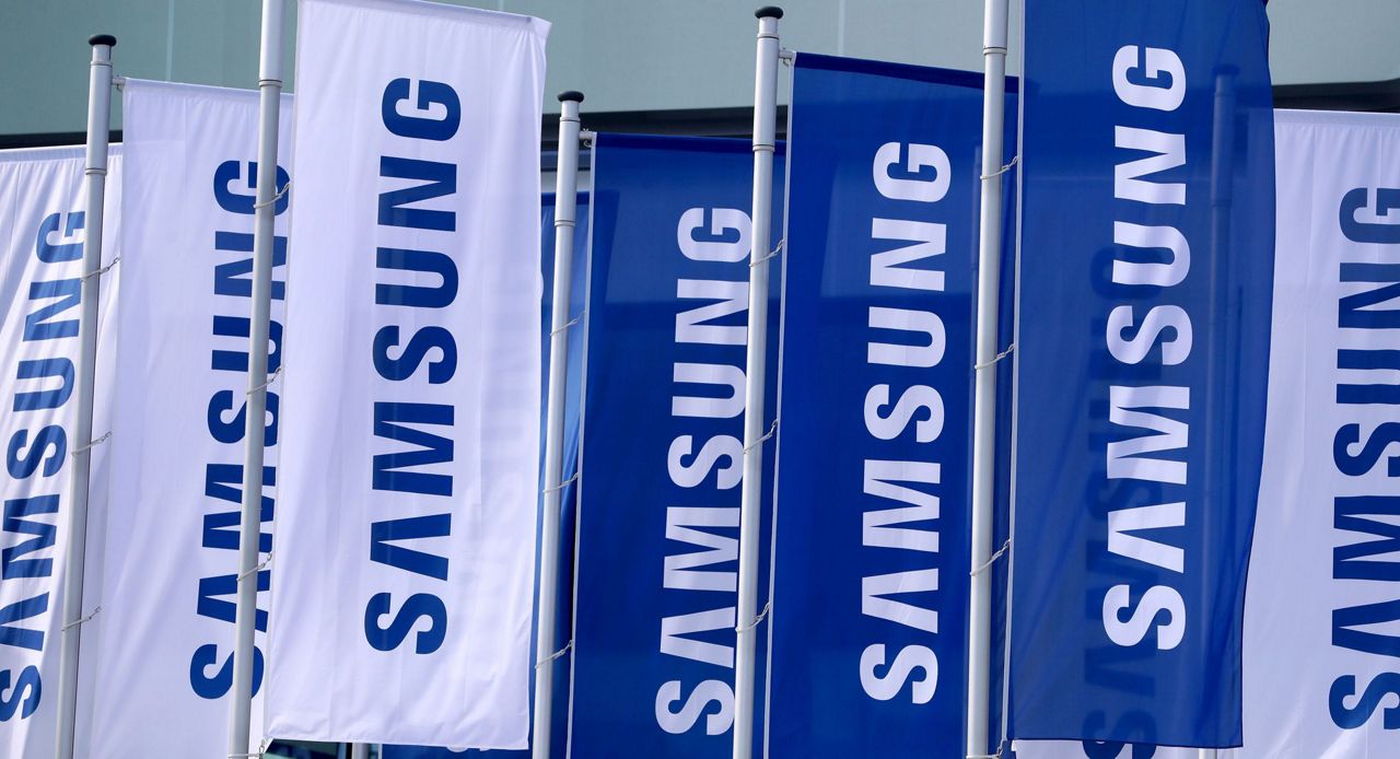 Samsung set to launch folding screen phone after big delay