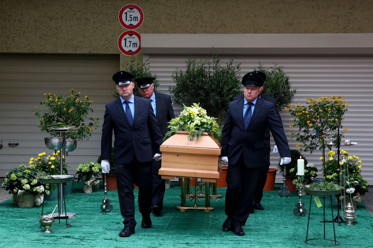 Funeral planned Wednesday for retired pope's elder brother