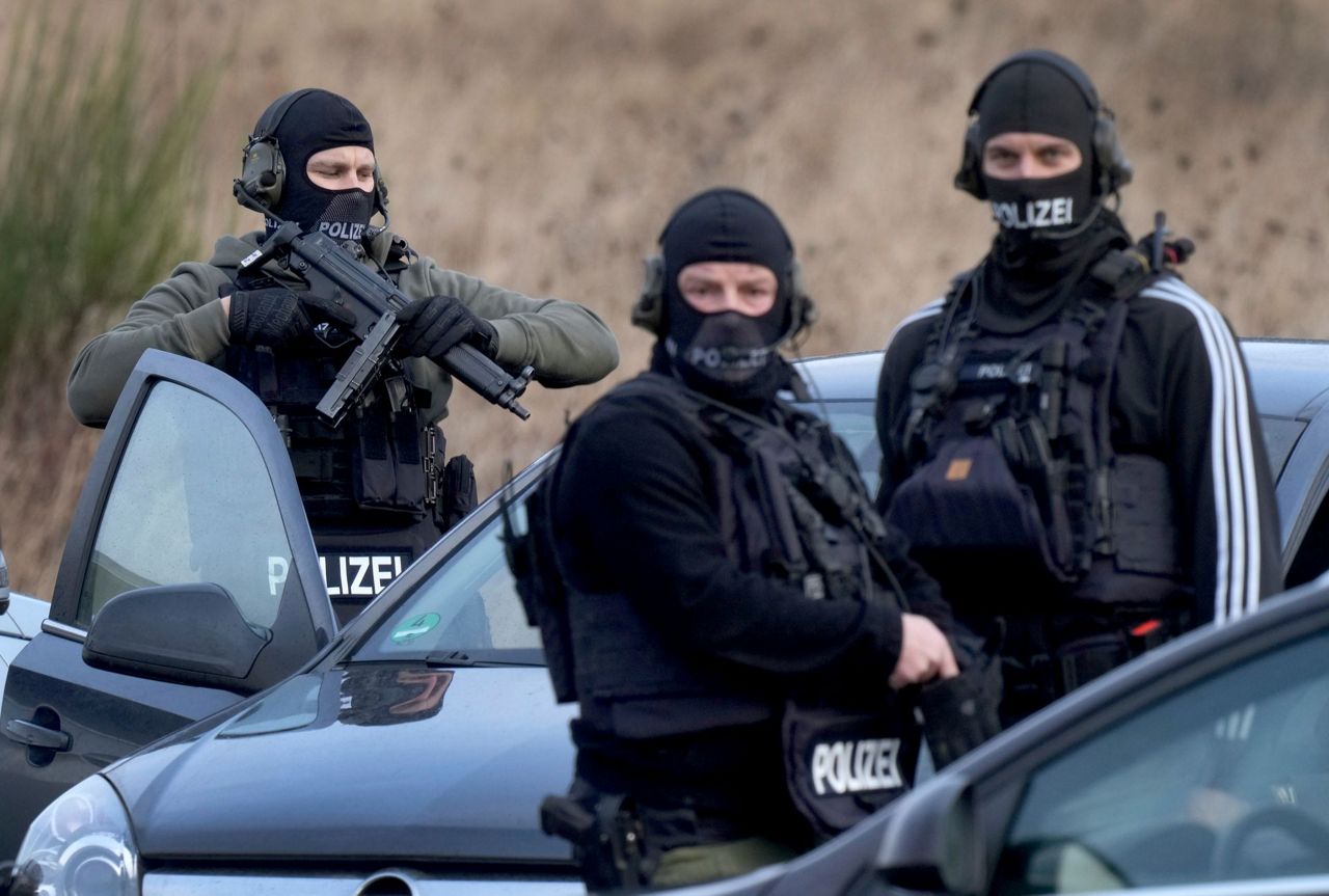 Germany: 2 police officers shot dead during traffic stop