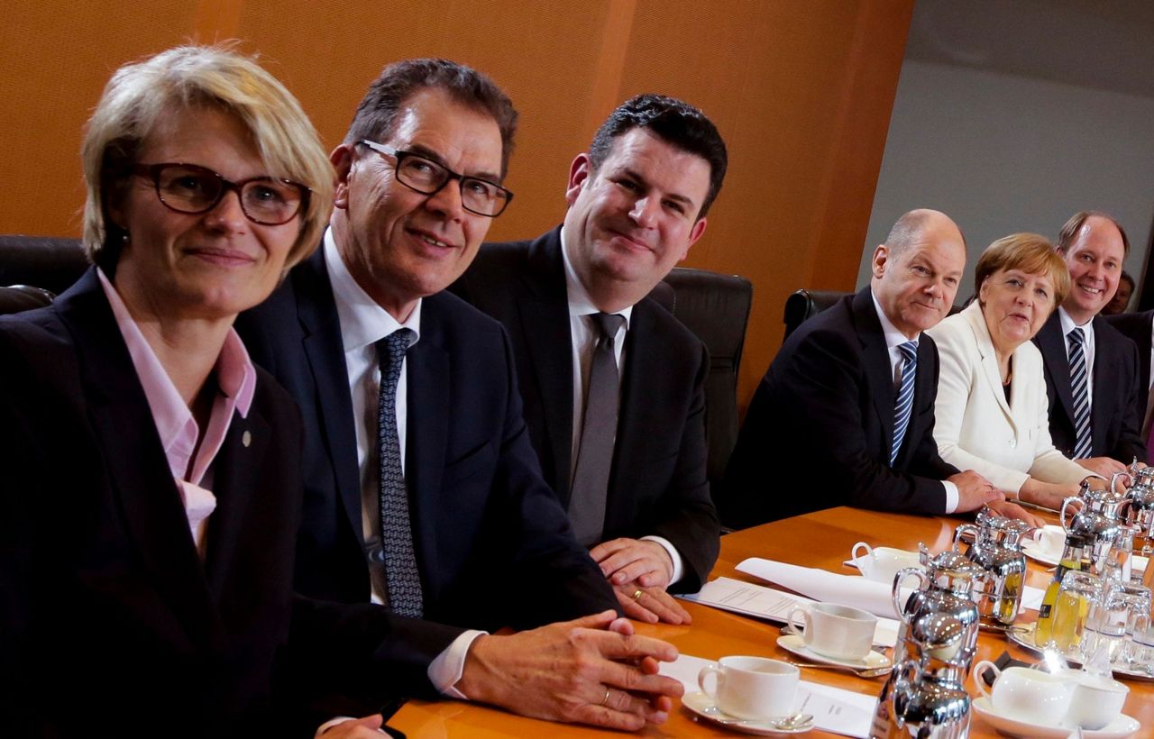 German government starts 2020 with new strife over Cabinet