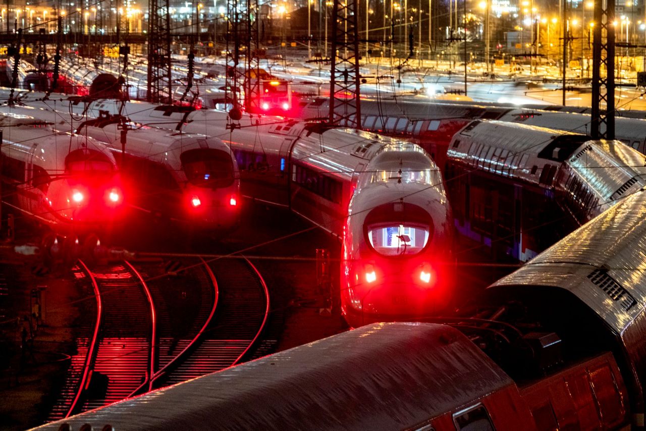 German train drivers go on strike for 6 days, bringing railway traffic ...