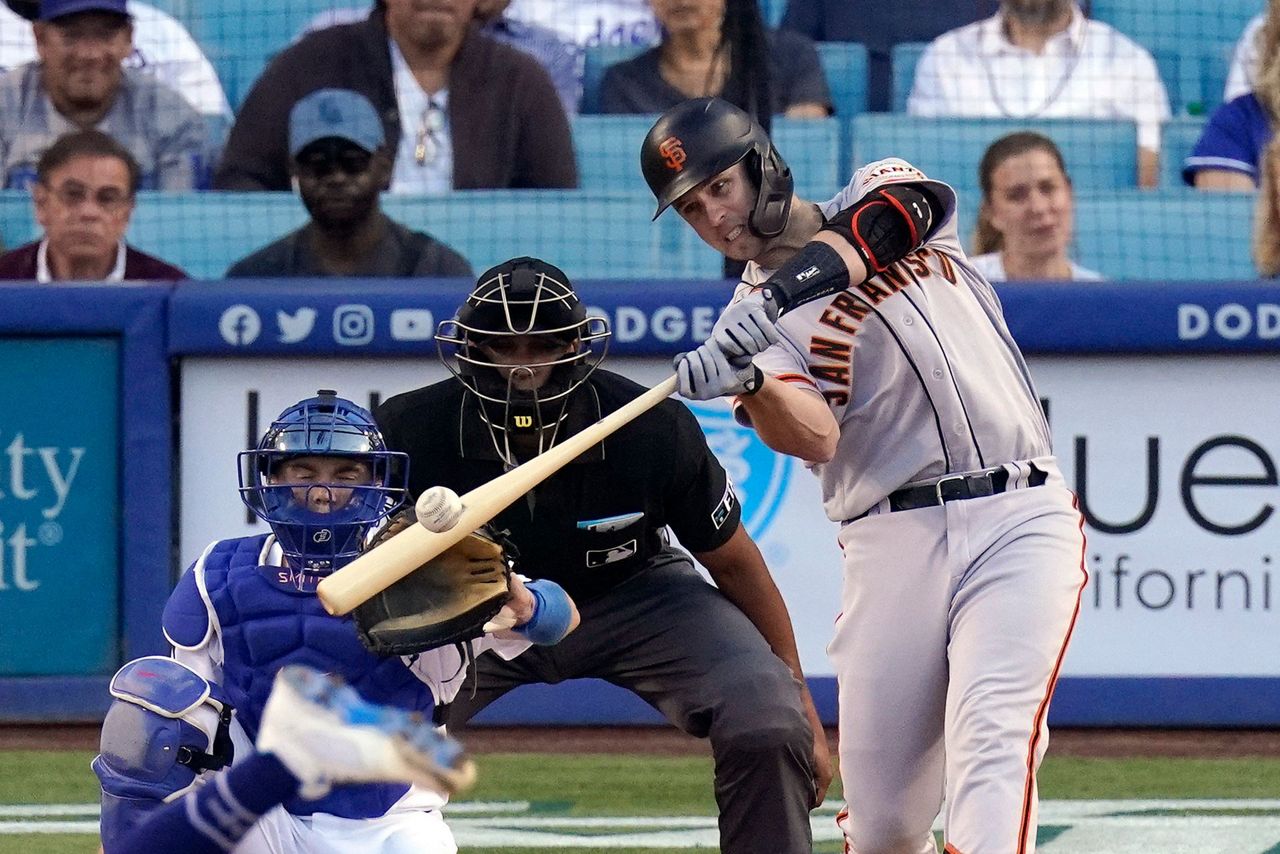 LEADING OFF: Giants vs Dodgers, Nola and Means back on mound