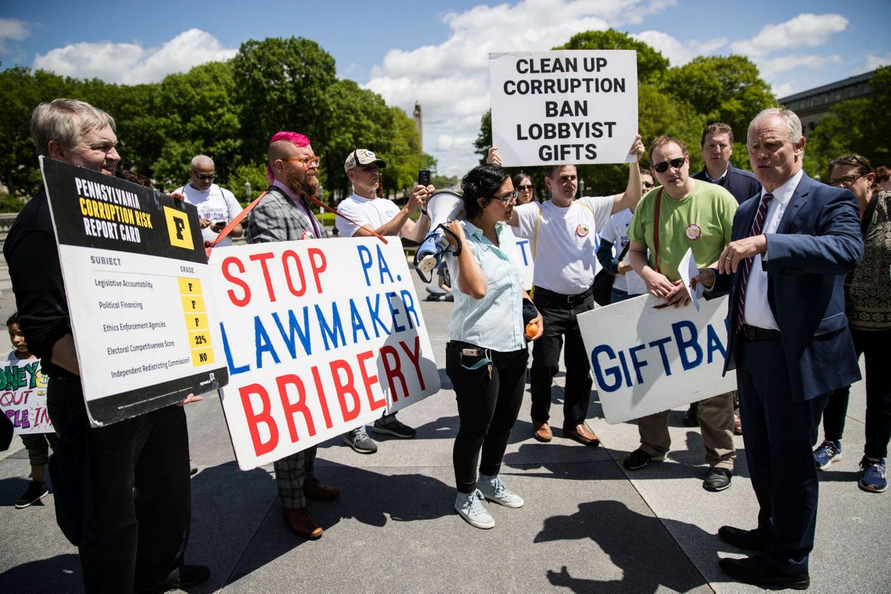 Gift-ban demonstrators head to Pennsylvania's Capitol