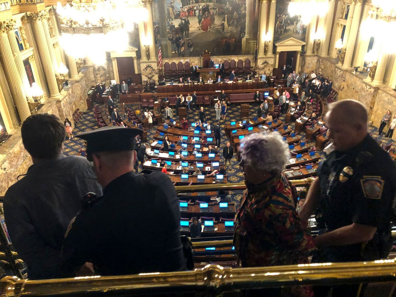 Gift-ban demonstrators head to Pennsylvania's Capitol