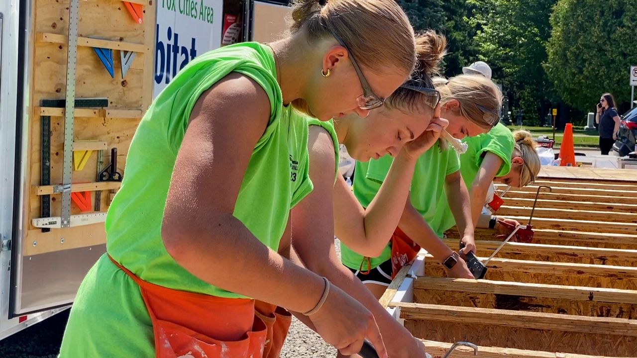 Everyday Hero: Women Build event teaches life skills