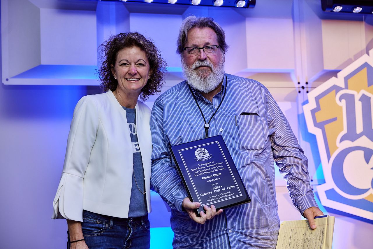Oshkosh man relishes entrance into White Castle Hall of Fame
