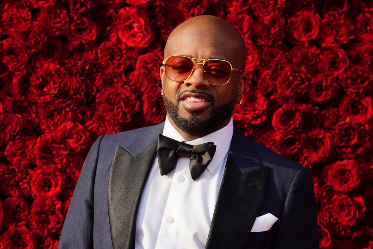 Hollywood A-list hits red carpet at Tyler Perry's new studio