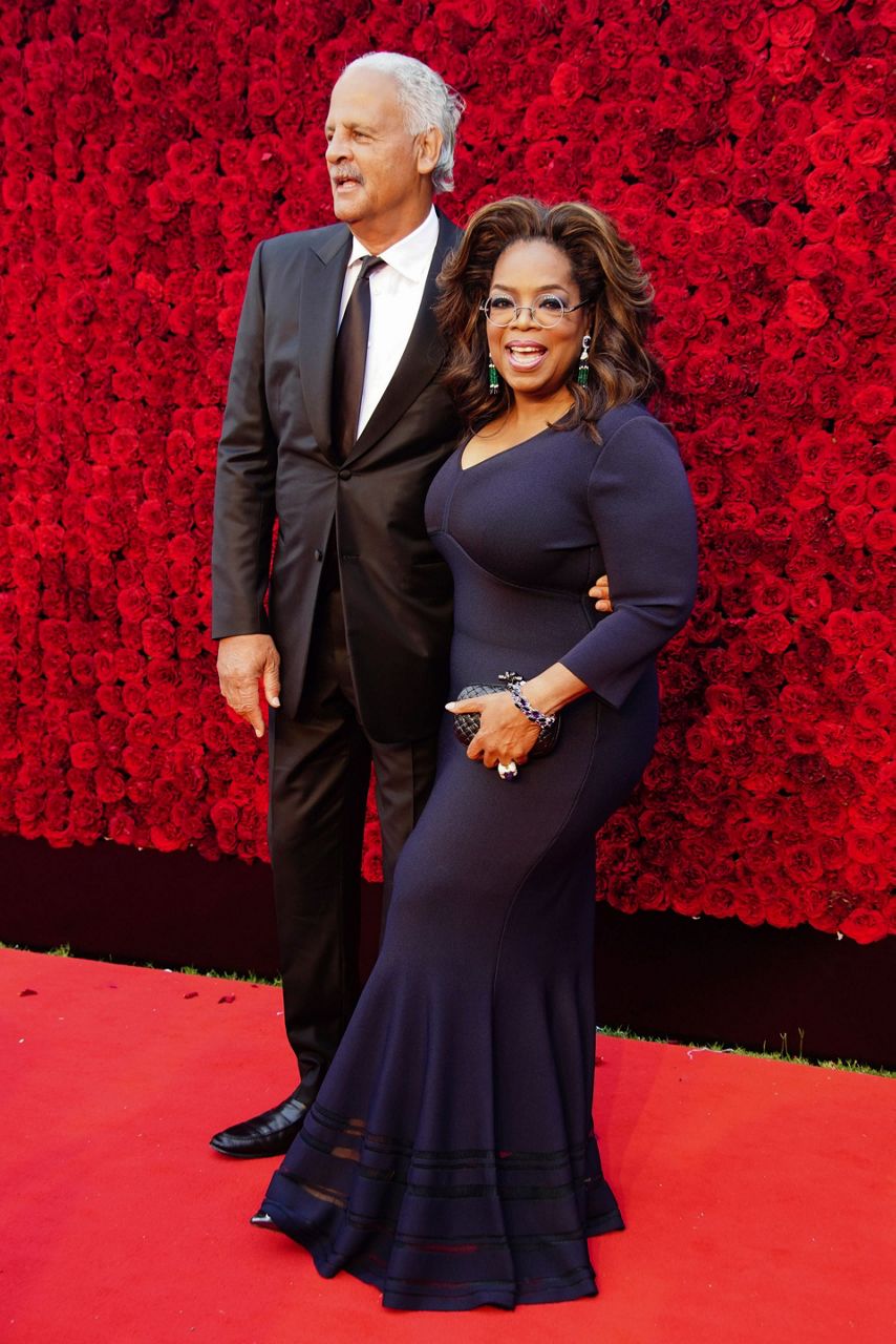 Hollywood A-list hits red carpet at Tyler Perry's new studio