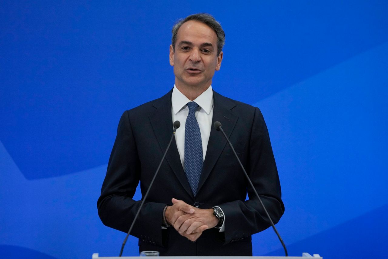 Greece's center-right in landslide election victory, but will need new ...