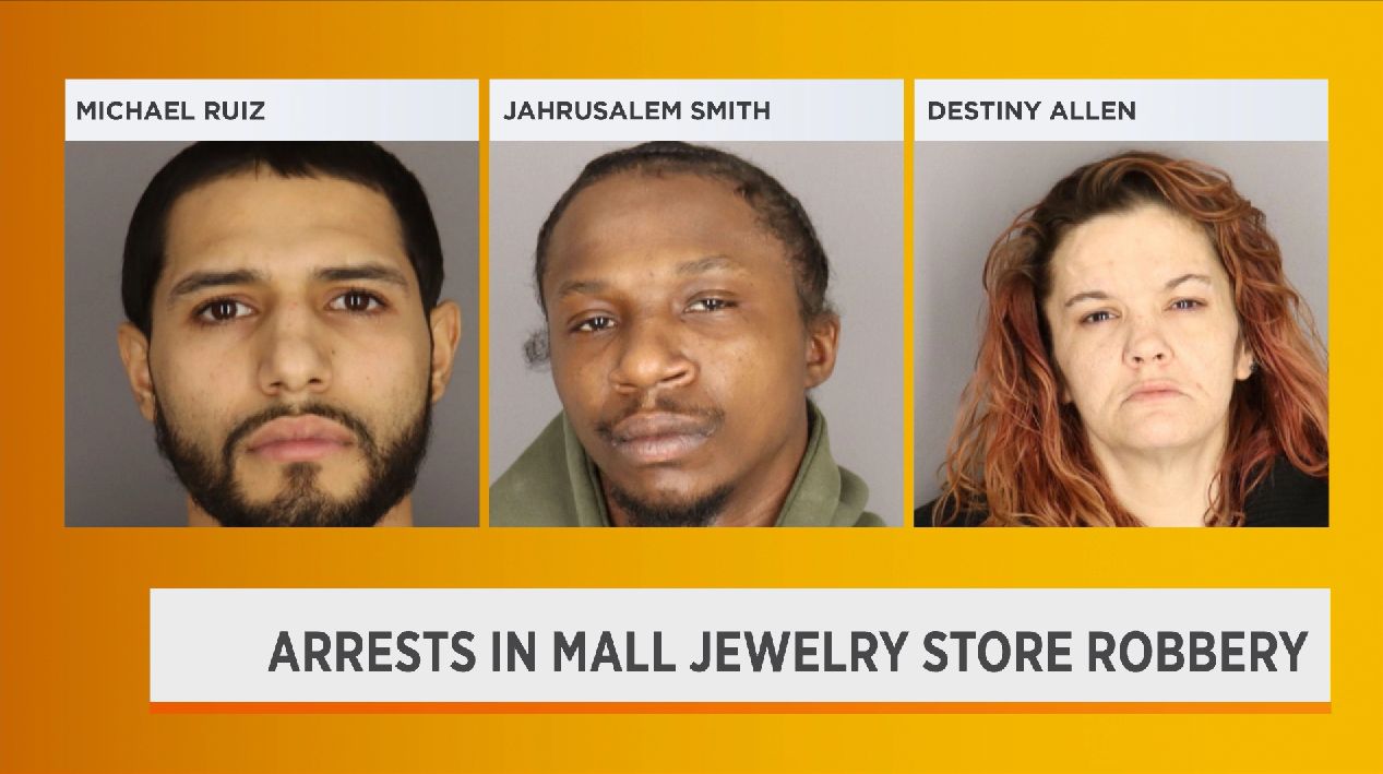 3 arrests made following jewelry store robbery in Greece