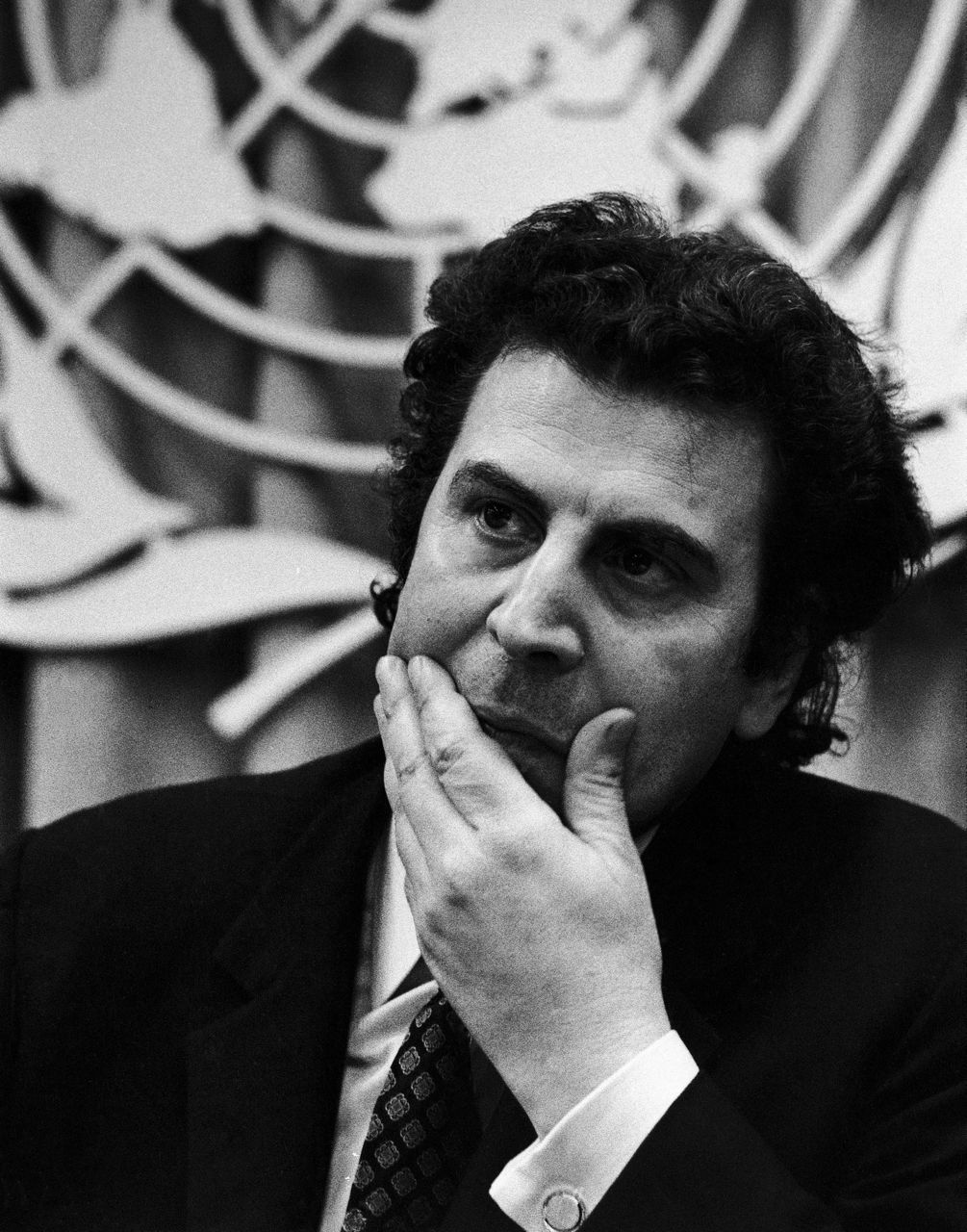 Greek music great Mikis Theodorakis dies at 96