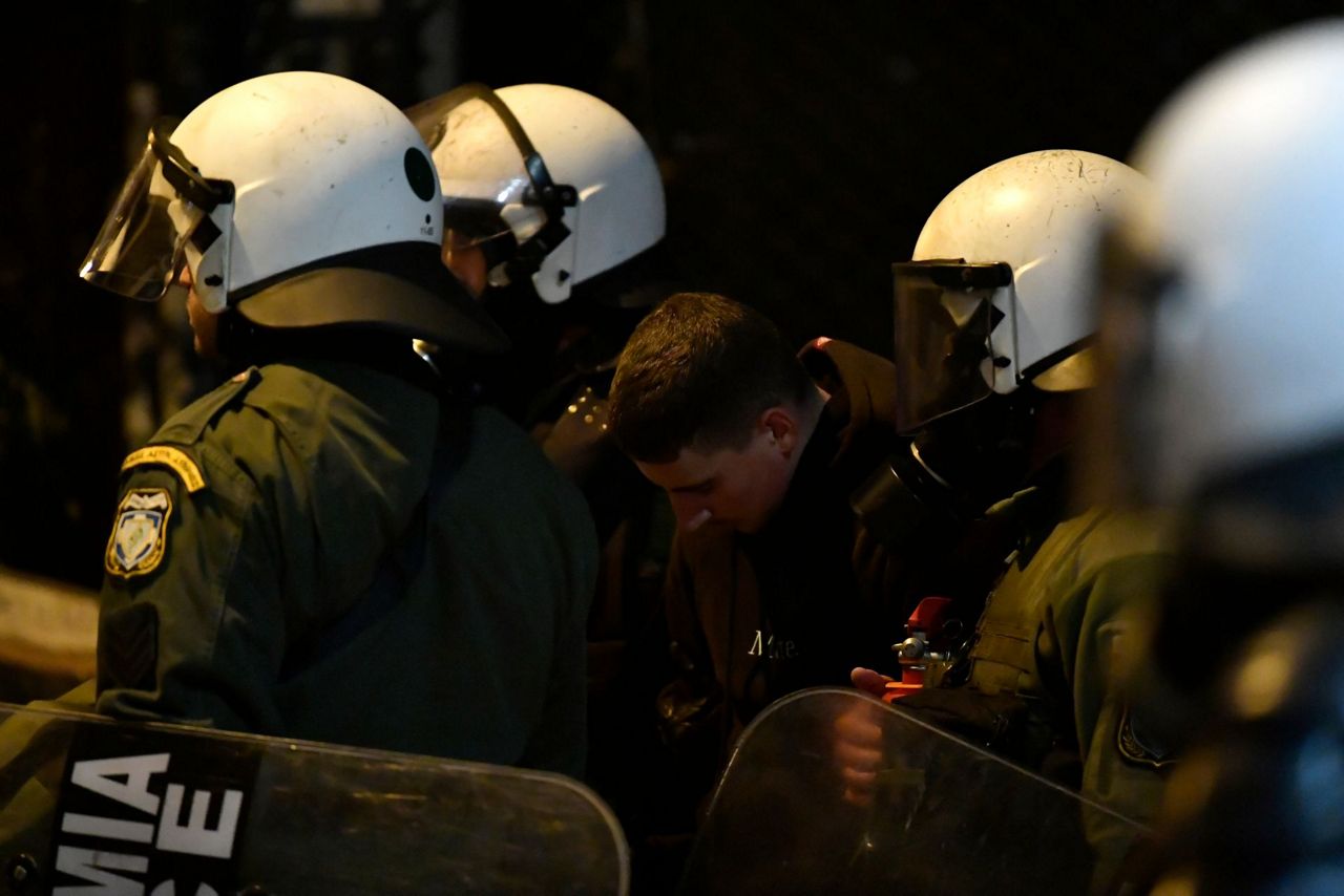 Greece: Police officer appears in court over teen shooting