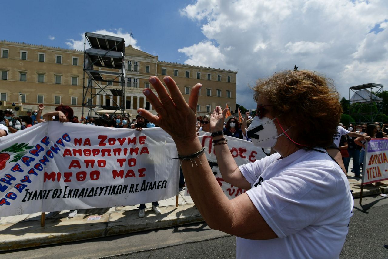 Greek unions strike for return to pre-pandemic work rules