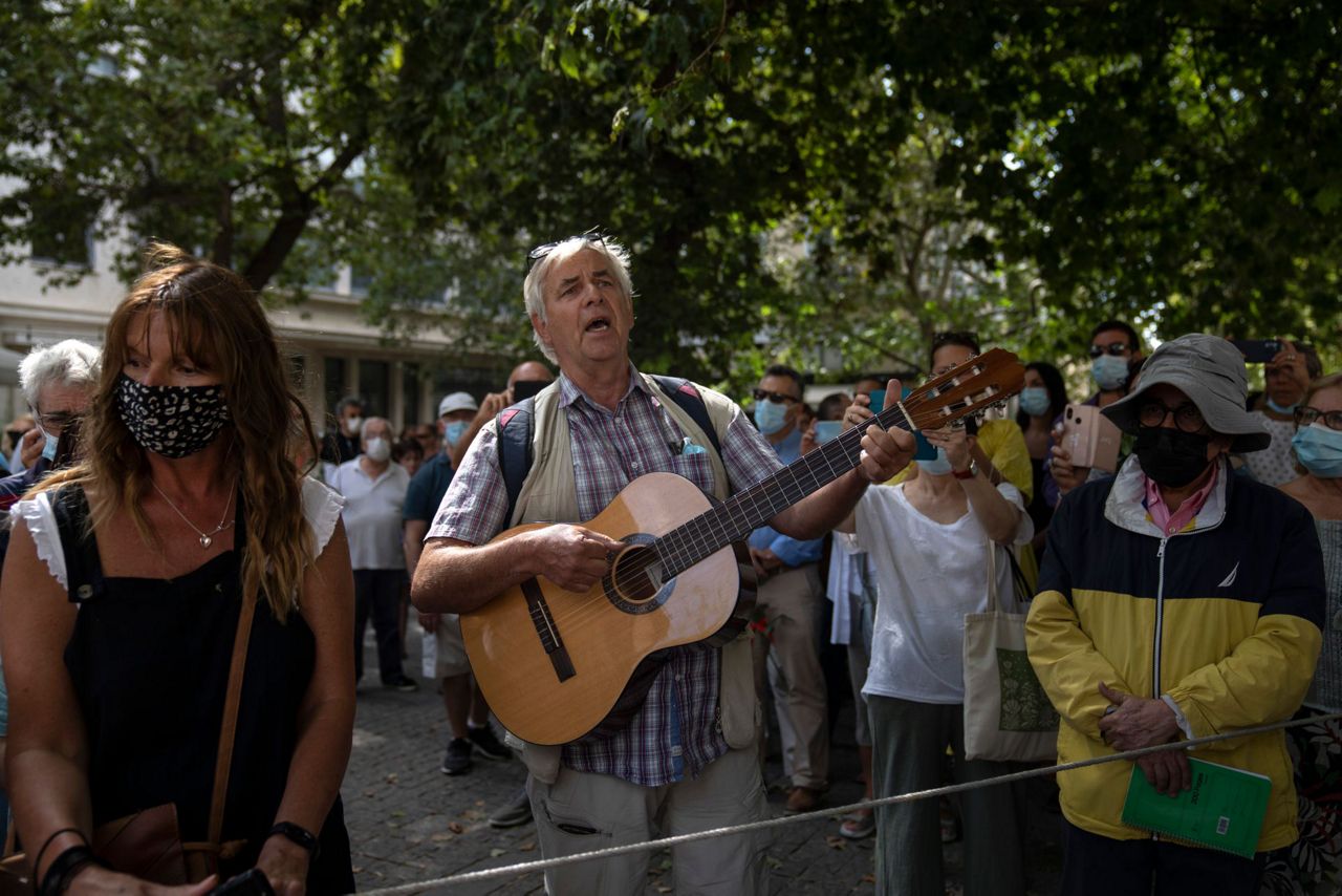 Body of Greek composer Theodorakis to lie in state