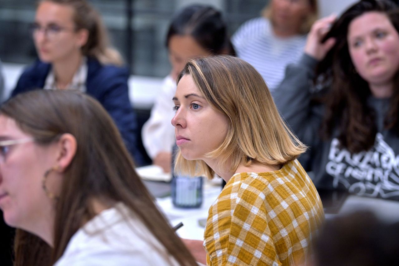In a first, MIT trains students to resolve clean energy conflicts