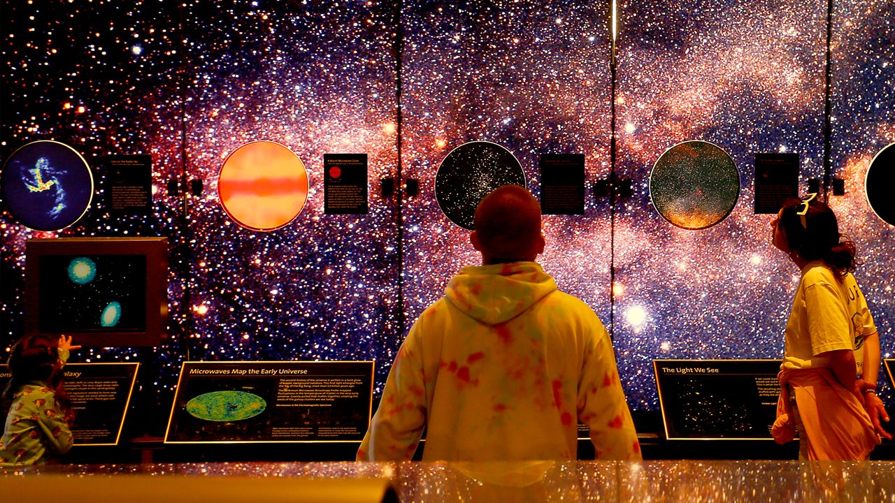 Griffith Observatory's in-person school program