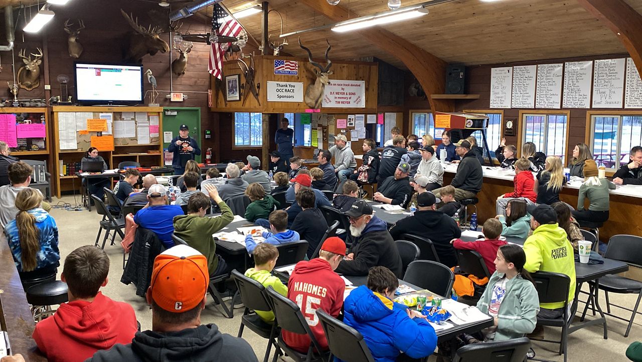 Volunteers aim to keep Wisconsin hunters safe