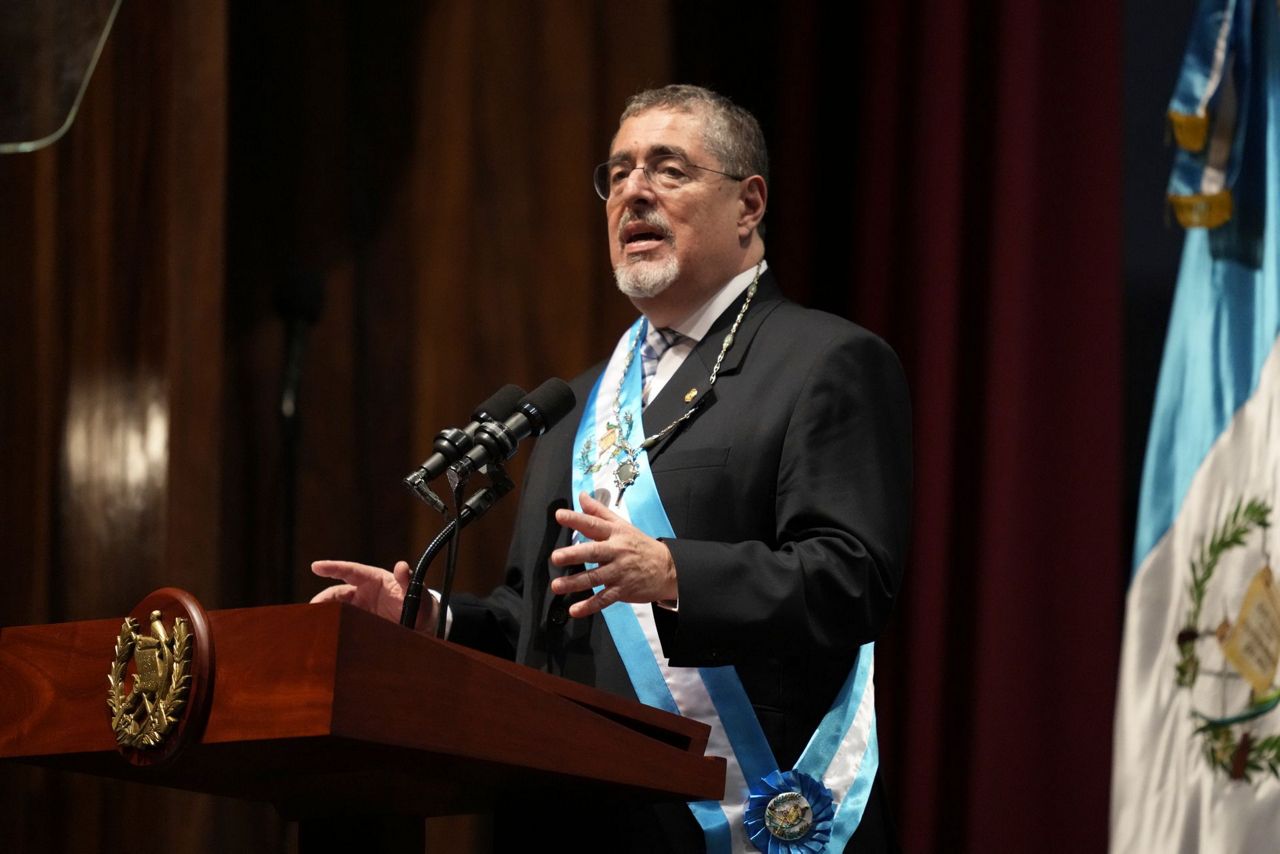 Bernardo Arévalo faces huge challenges after finally being sworn in as ...