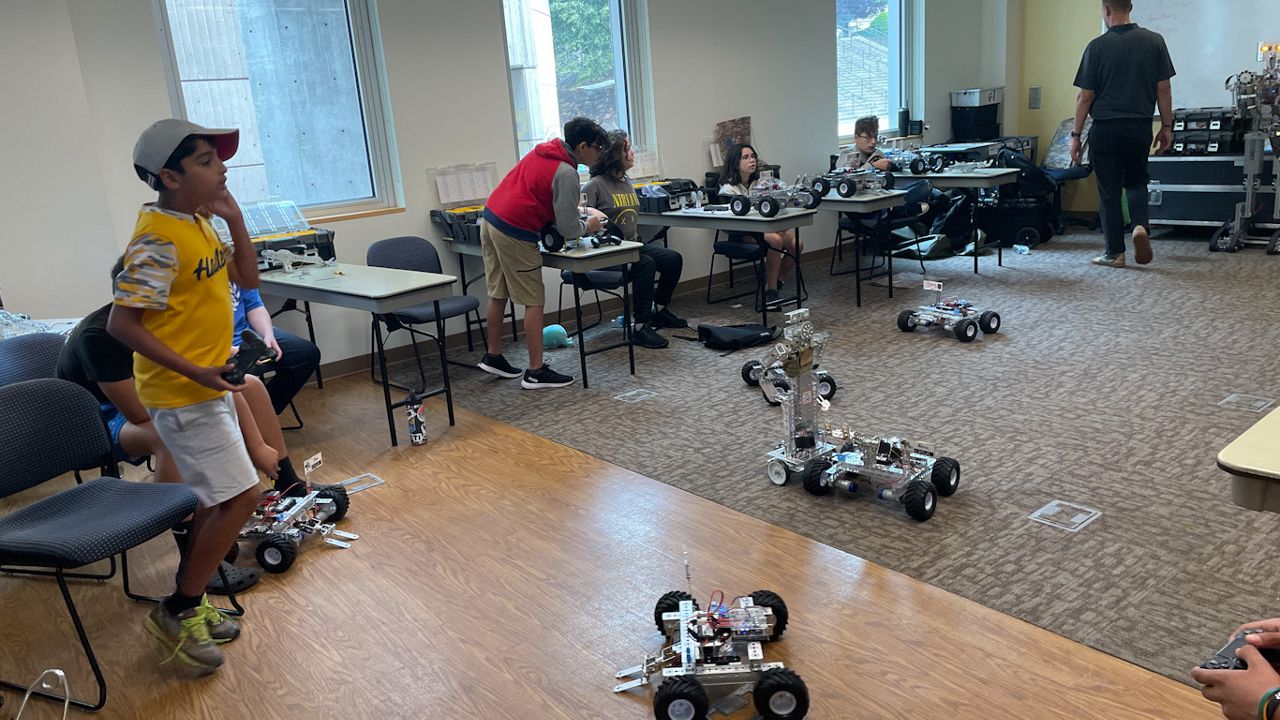 Holyoke Community College hosts STEM Week