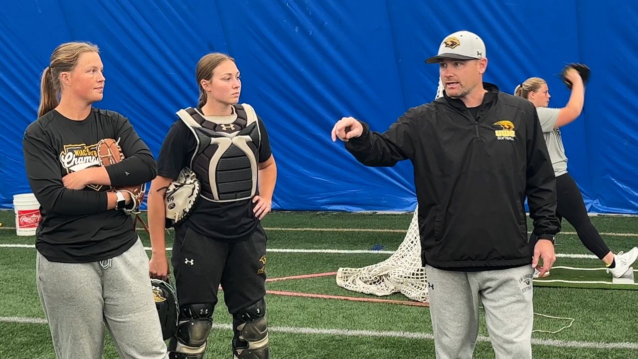 UW-Oshkosh softball player breaks all-time hits record