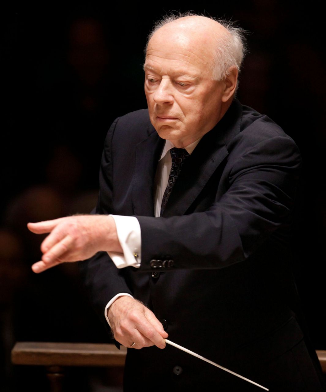 Bernard Haitink, renowned Dutch conductor, dies at 92
