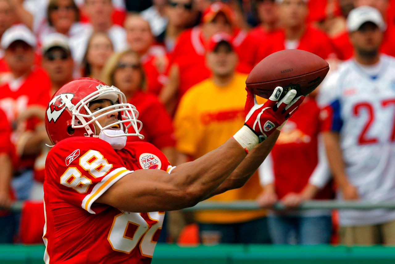 HOF Preview: Tony Gonzalez helped change tight end position