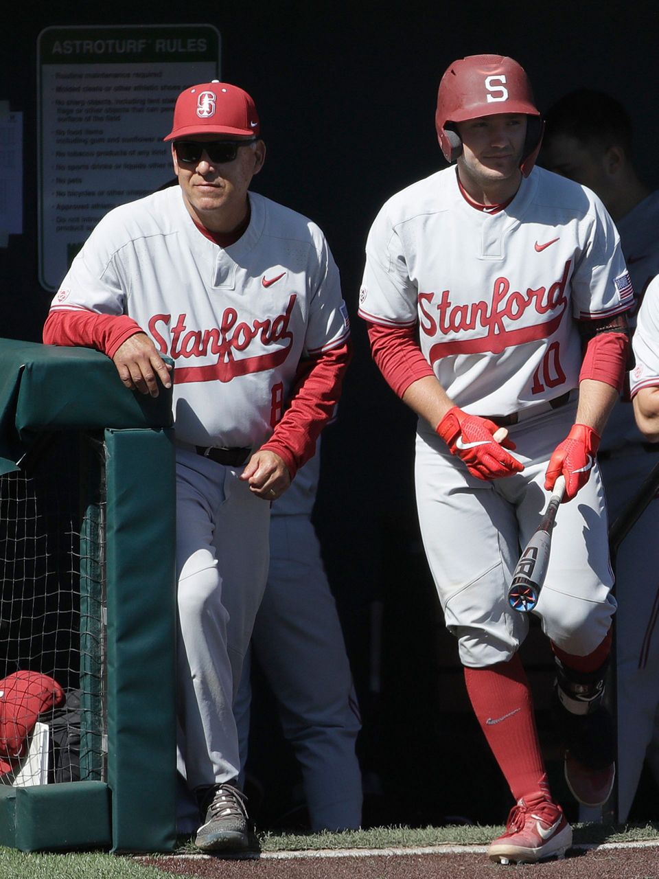 Stanford catcher Handley's backup plan is career in medicine