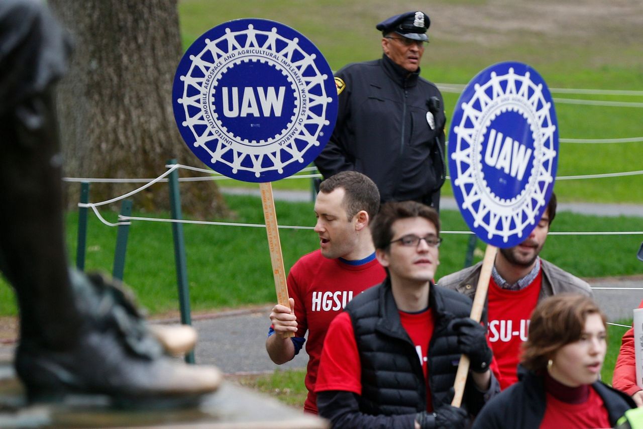 Harvard grad student union stages sit-in over labor dispute