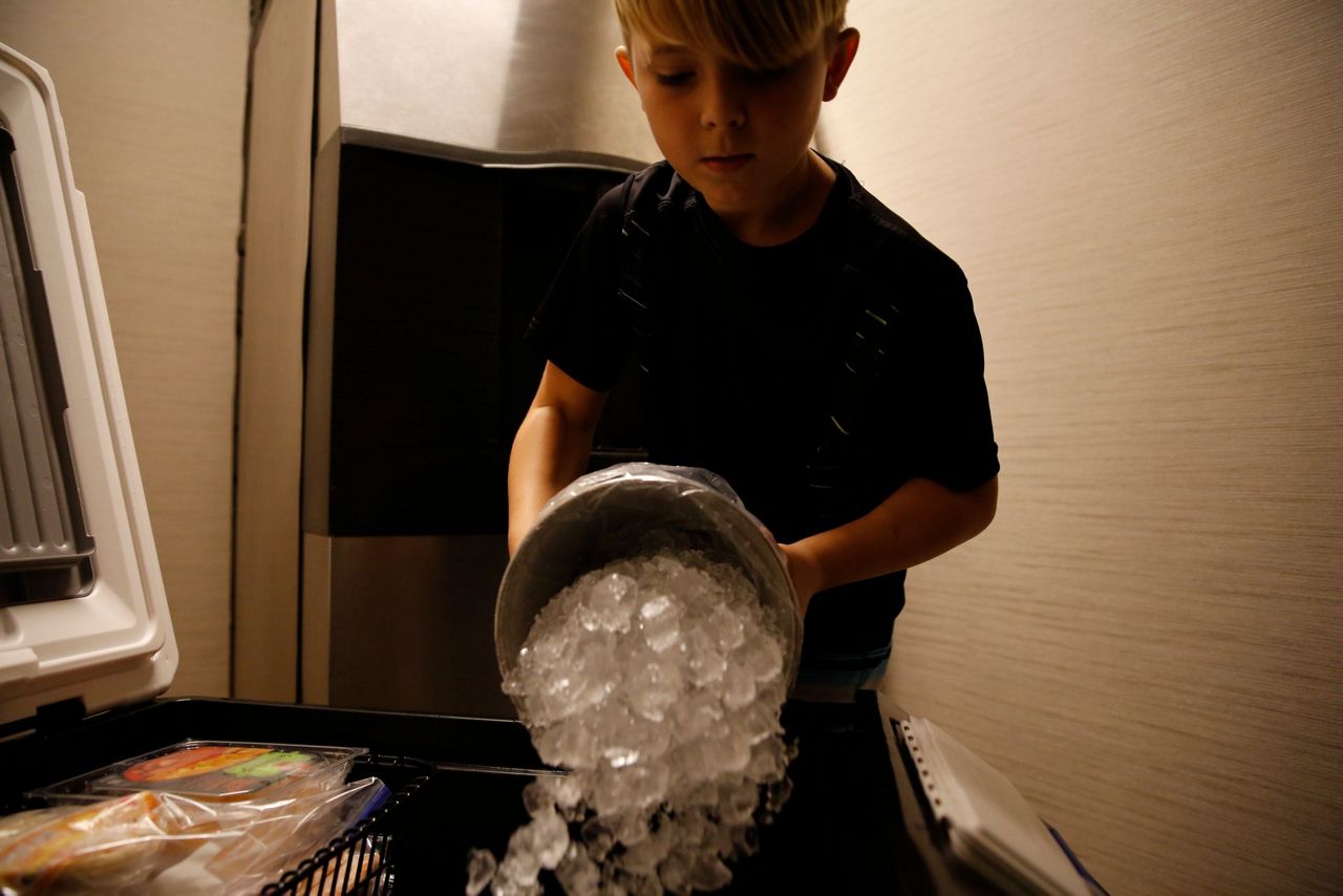 US military faces crisis in Hawaii after leak poisons water