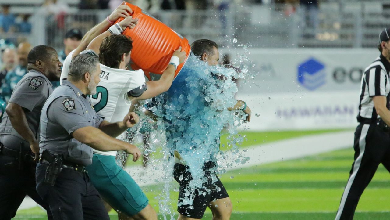 Coastal Carolina beats Cordeiro, SJSU in Hawaii Bowl
