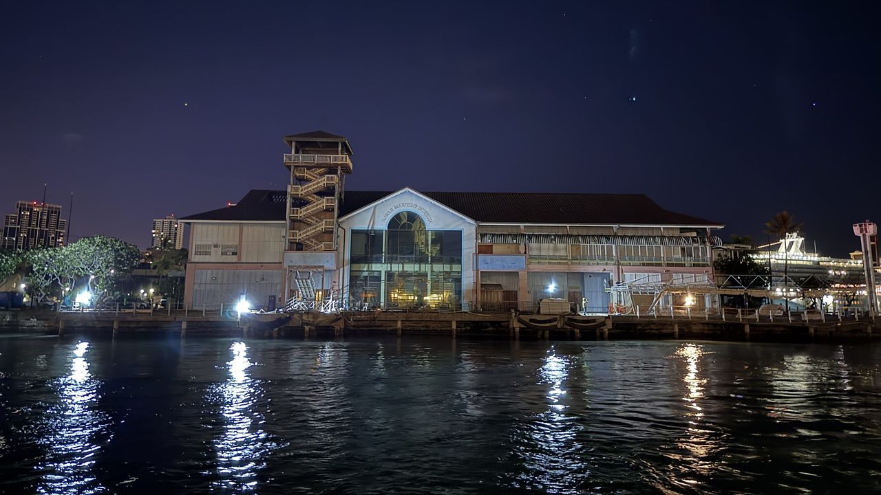 Falls of Clyde sunk in waters off Honolulu Harbor