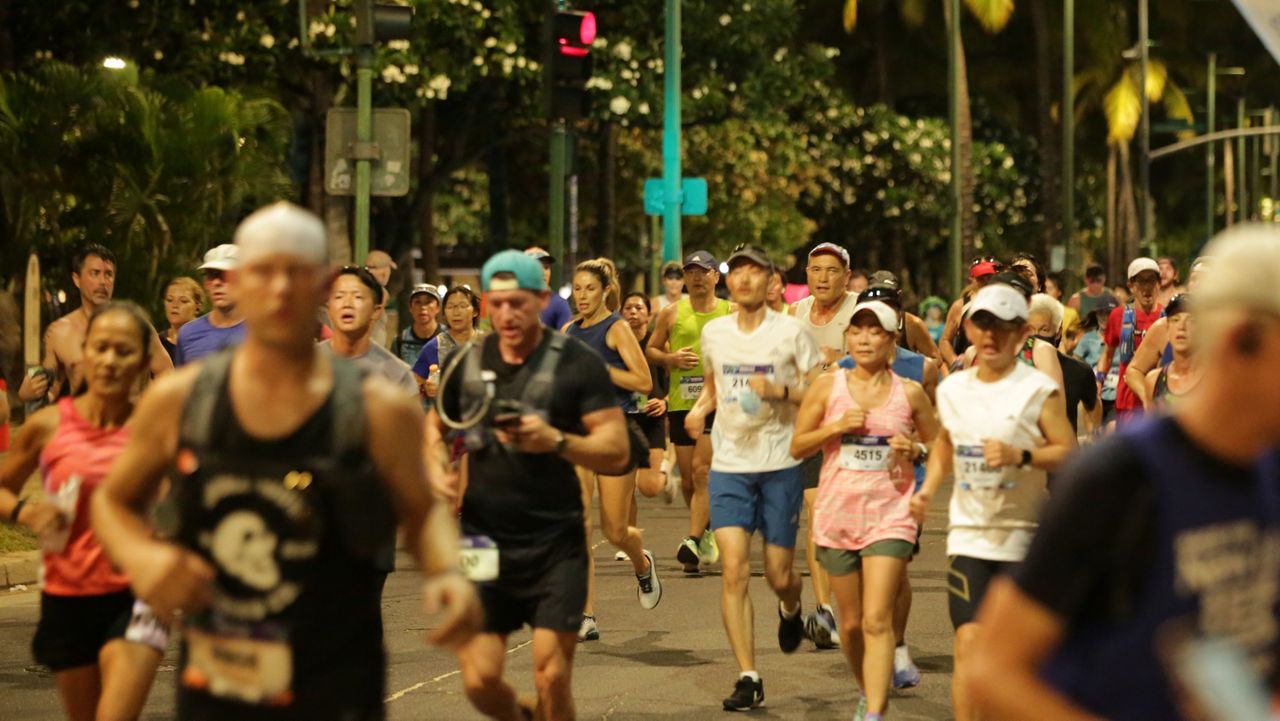 Kenya's Lonyangata, Limo take Honolulu Marathon titles