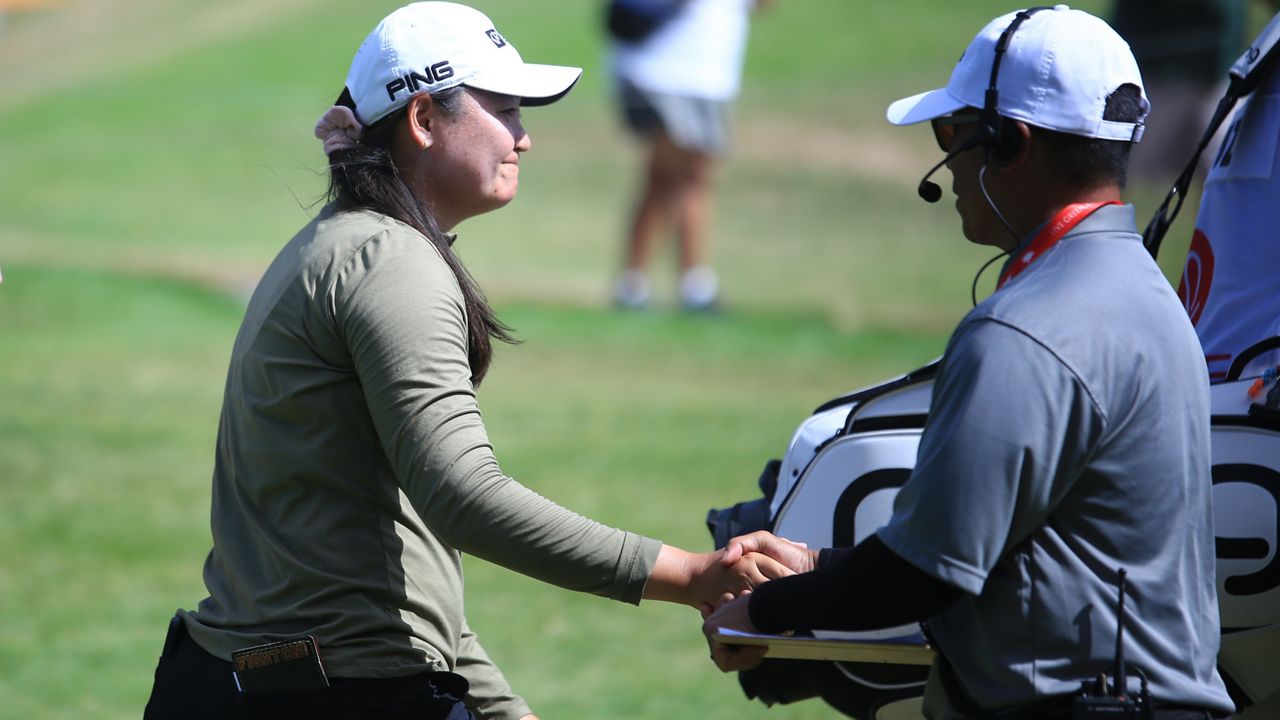 Hwang gets 1st career LPGA victory at Lotte Championship