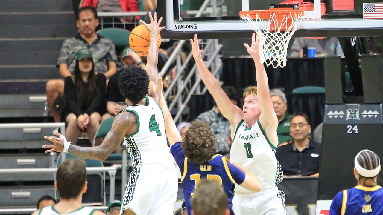 Hawaii basketball stuns UC Irvine on Erickson's winner