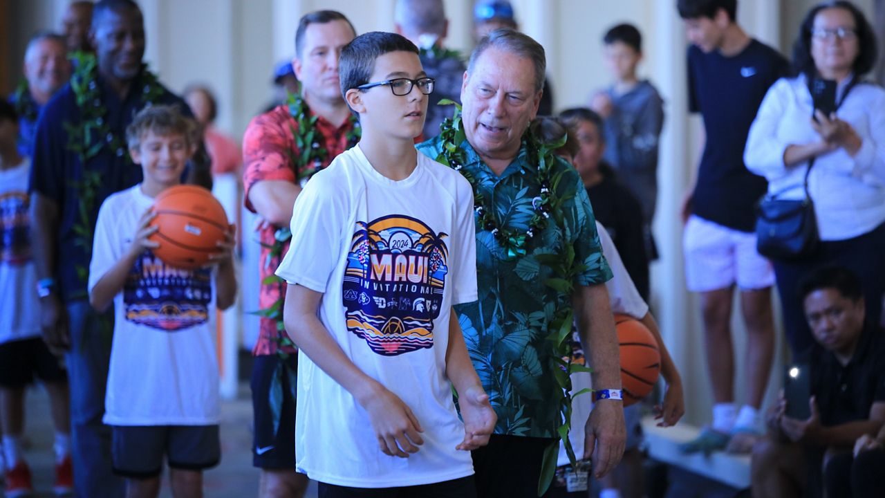 Maui Invitational returns to Lahaina as community rebuilds