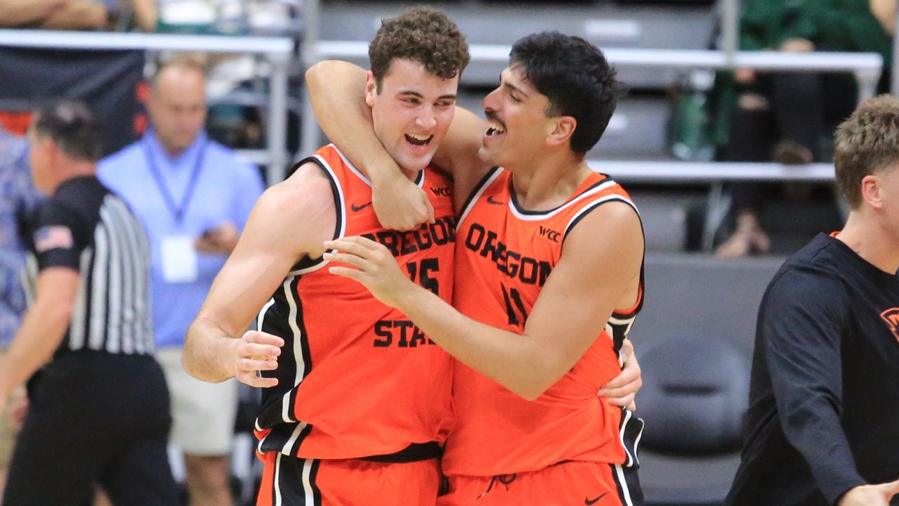 Nebraska defeats Hawaii in Diamond Head Classic semifinal