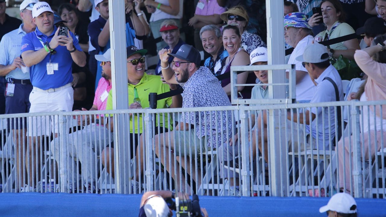 Grayson Murray wins Sony Open with playoff magic