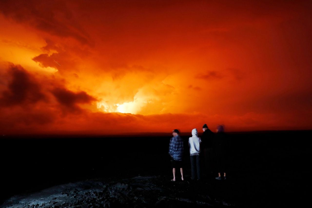 EXPLAINER: What hazards are posed by Hawaii's Mauna Loa?