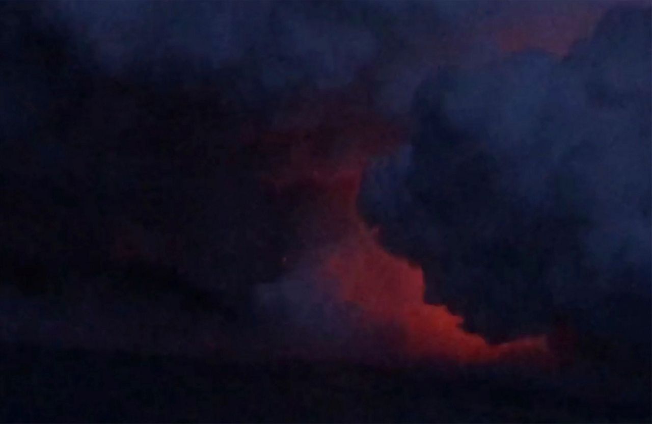 Passengers recounts moments after lava hit Hawaii tour boat