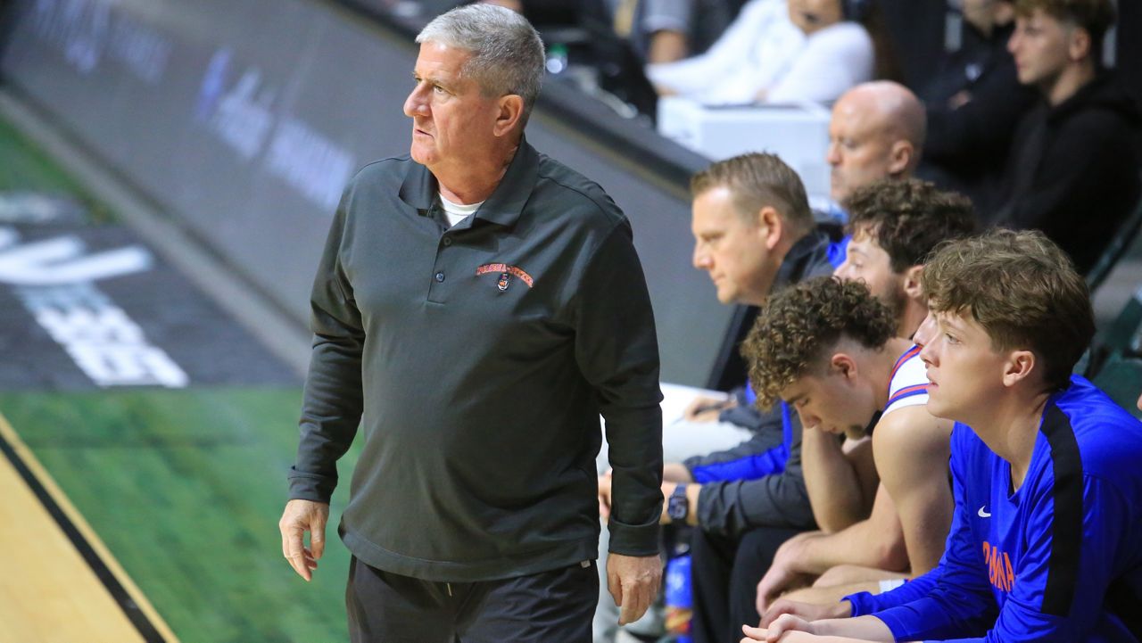 Hawaii men's basketball routs Pomona-Pitzer in exhibition