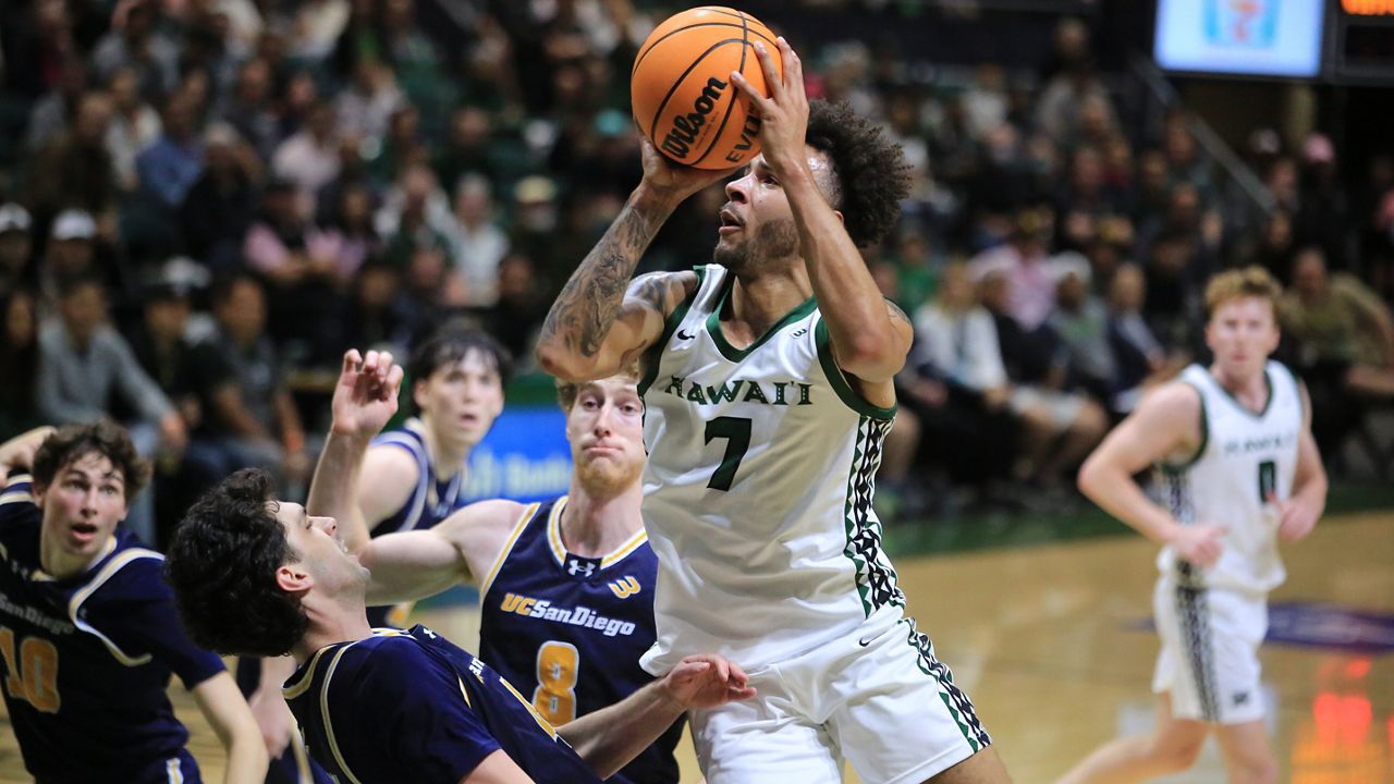 Hawaii basketball gets win in rematch with ex-Bow Beattie