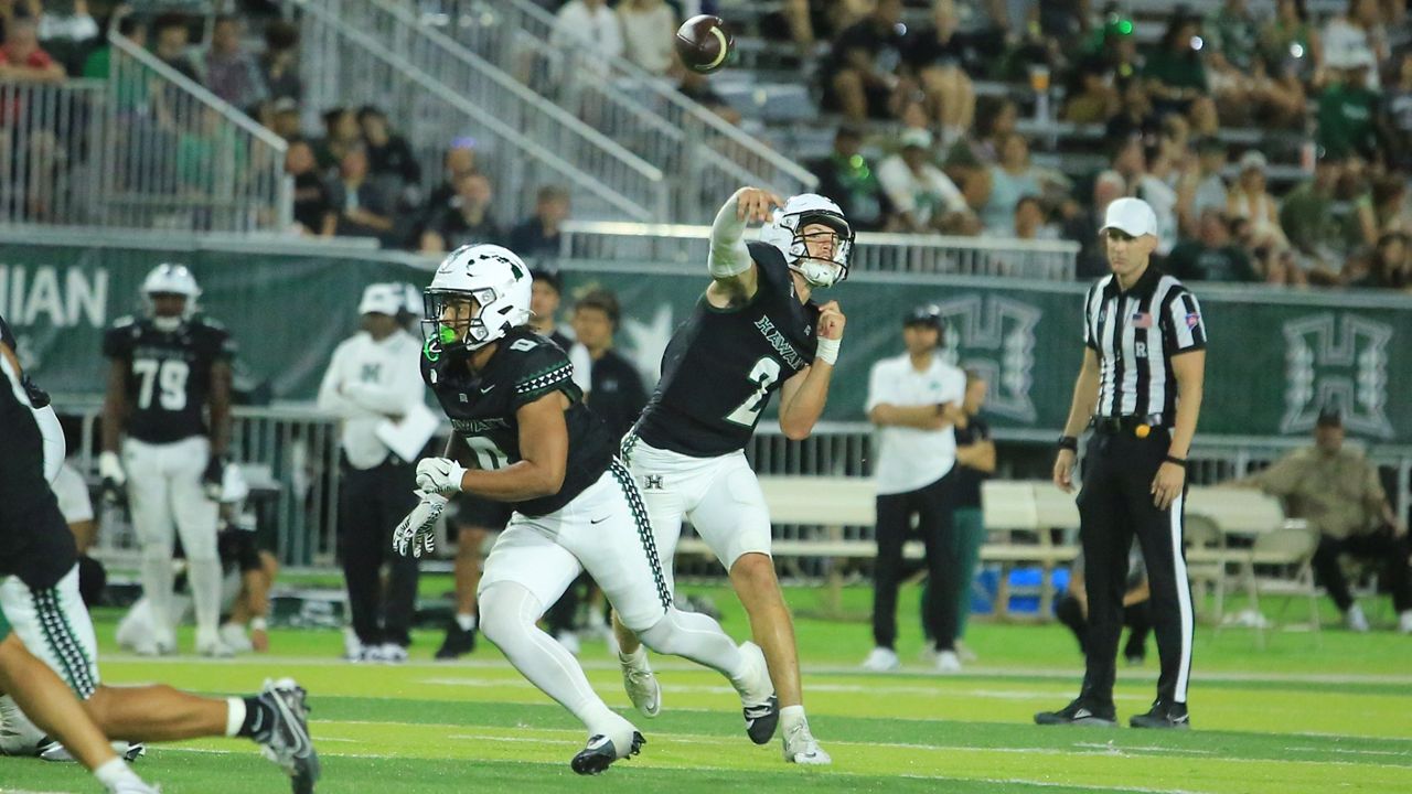 Hawaii football grinds out win over FCS Portland State