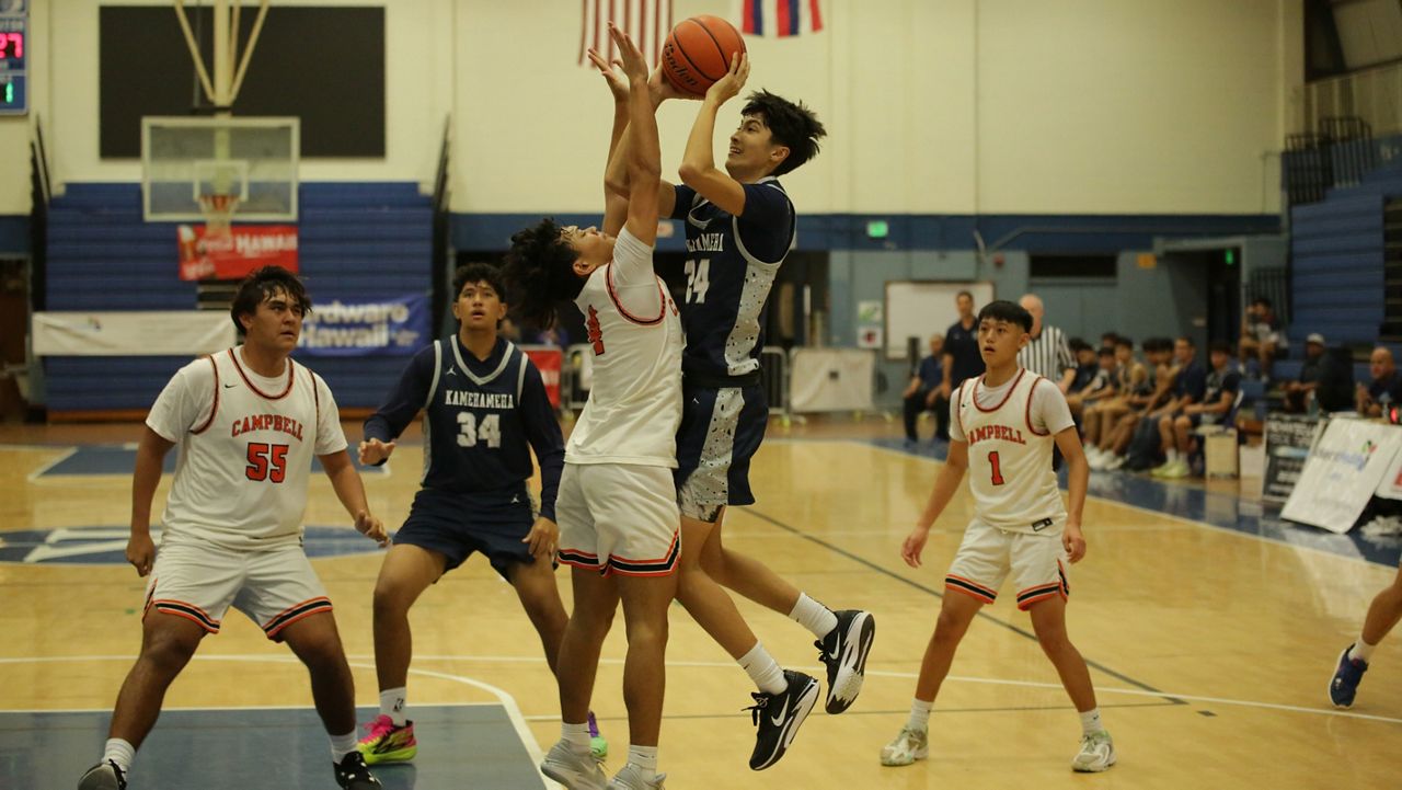Kailua basketball beats University for Holiday Classic title
