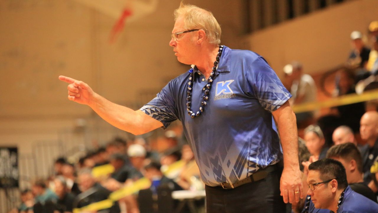 Kailua takes 1st top OIA boys basketball title since 1982