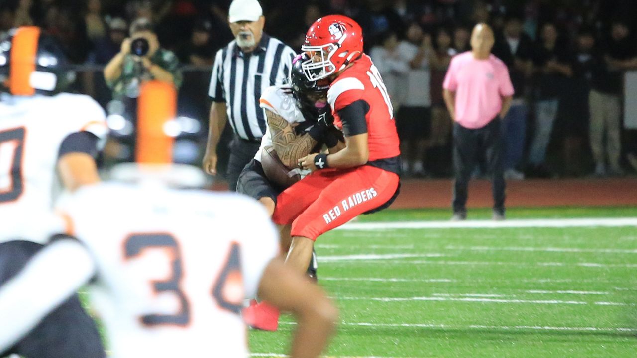 Campbell picks up marquee win at Kahuku, sweeps OIA Open