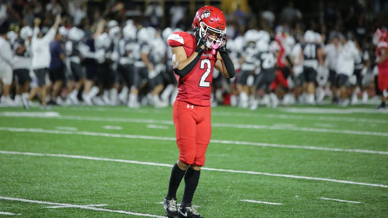 Kahuku football stuns national No. 3 St. John Bosco