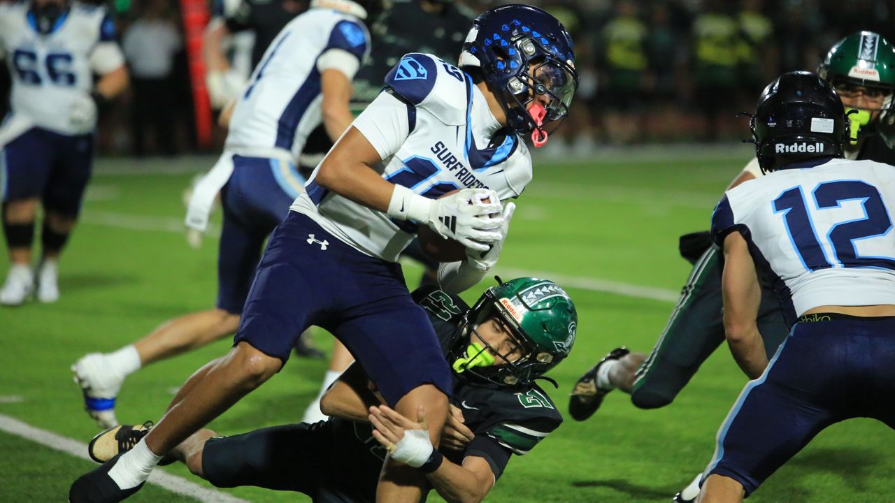 Kailua football clutch against Kapaa for 1st state title