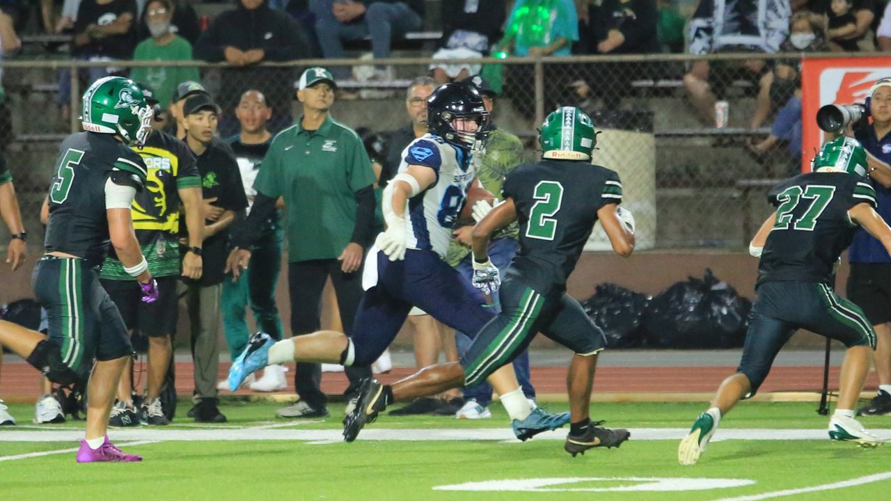 Kailua football clutch against Kapaa for 1st state title