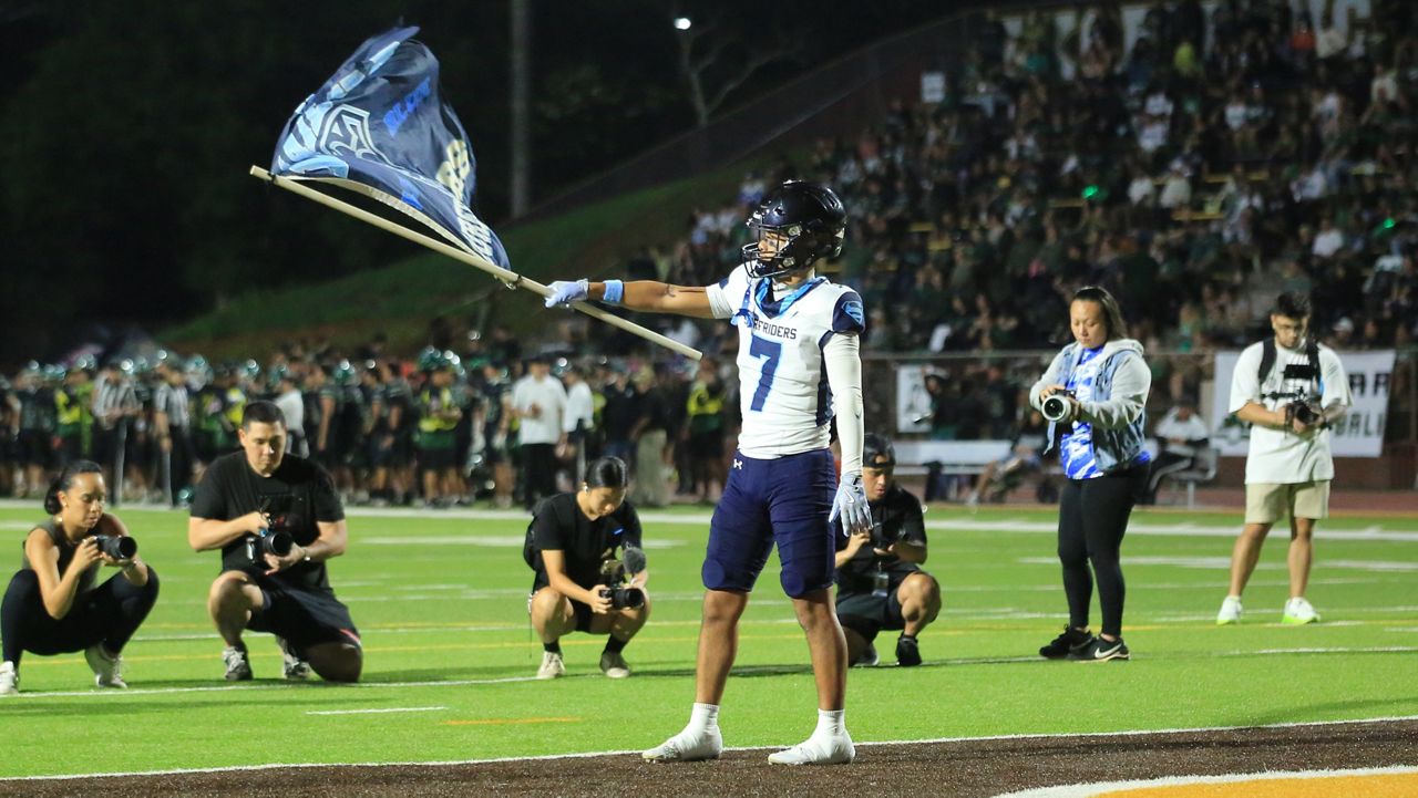 Kailua football clutch against Kapaa for 1st state title