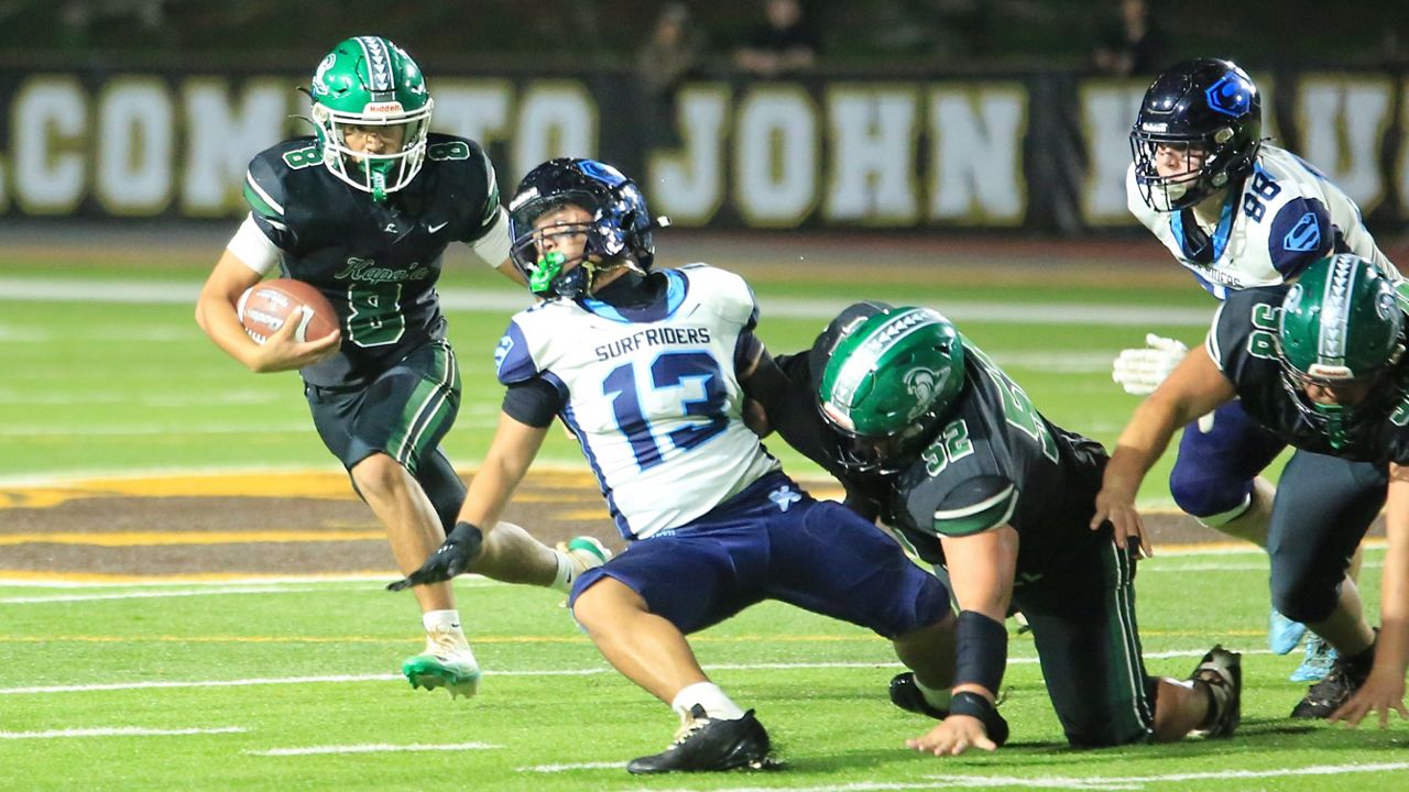 Kailua football clutch against Kapaa for 1st state title